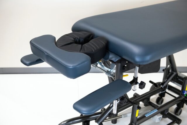 Electric Hi-Lo Massage Table | Massage Therapy | Treatment Table | Cardon