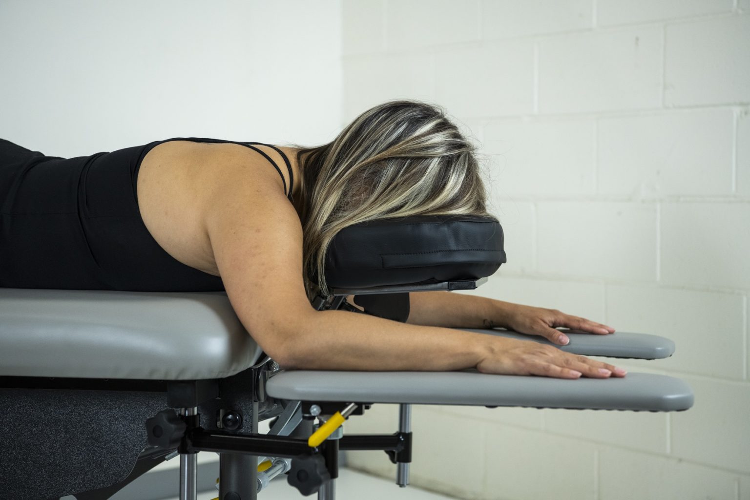Electric Hi-Lo Massage Table | Massage Therapy | Treatment Table | Cardon